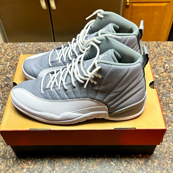 Jordan | Shoes | Air Jordan 2 Stealth | Poshmark